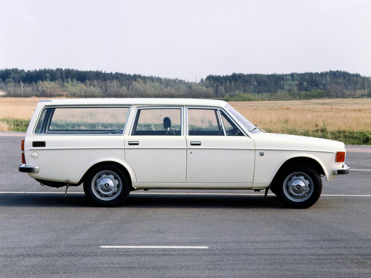 Volvo 140 Combi (145) 2.0 S (101 Hp)